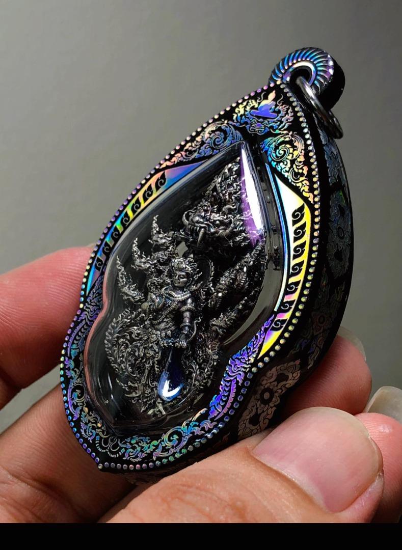 Laser Casing Amulet (Silver), Hobbies & Toys, Memorabilia ...