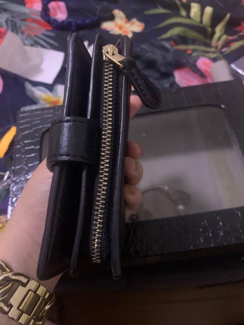 Legit Coach bifold wallet, Luxury, Bags & Wallets on Carousell