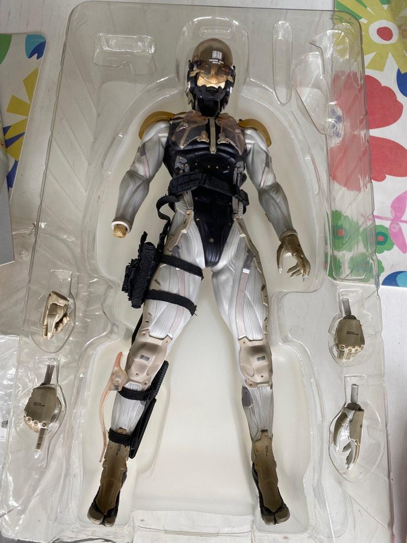 Medicom RAH 1/6 Metal Gear Solid 4 Guns of Patriots Raider broken peg ...