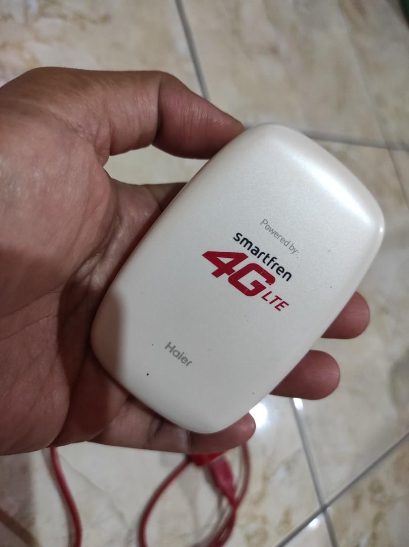 Modem mifi Smartfren, Telepon Seluler & Tablet, Lainnya di Carousell