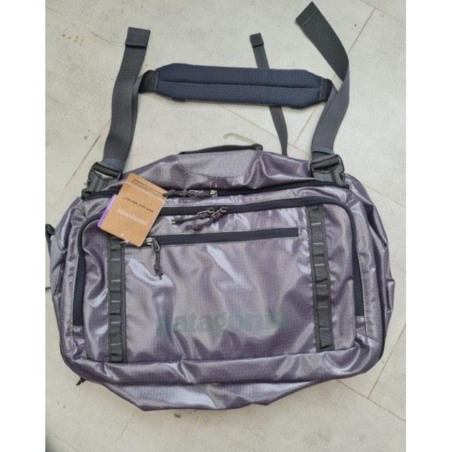 Patagonia Black Hole MCL 26L, Men's Fashion, Bags, Backpacks on Carousell