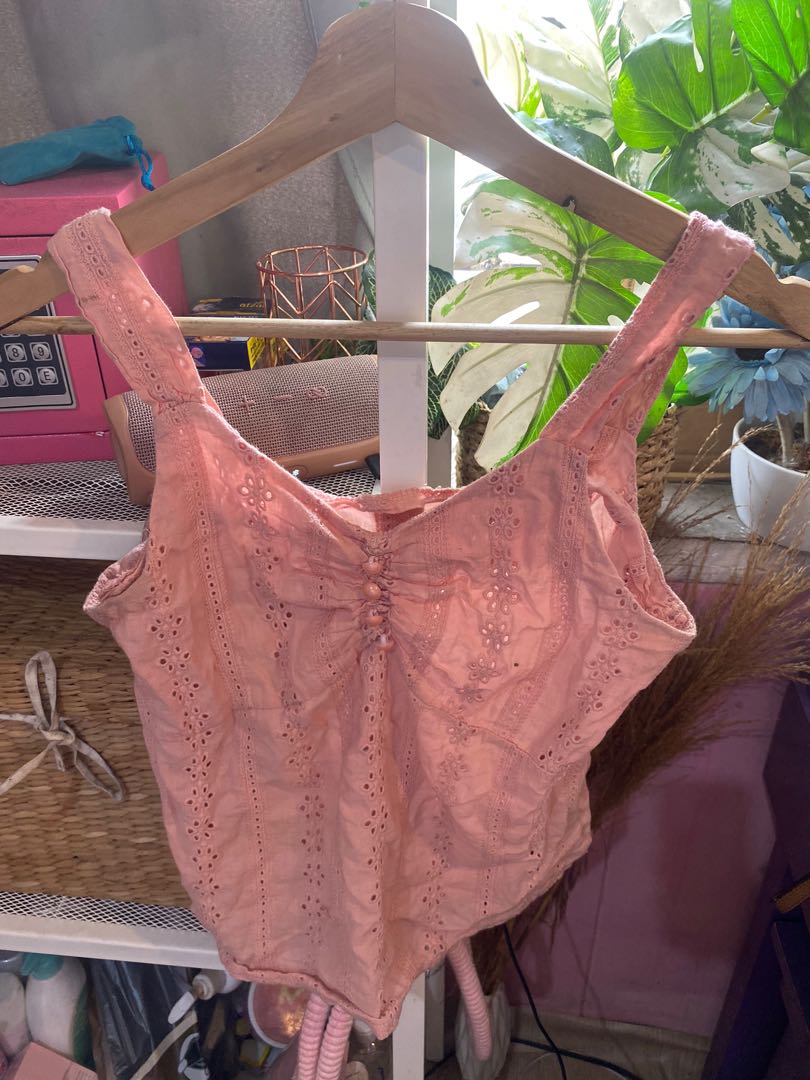 Pink sando, Women's Fashion, Tops, Sleeveless on Carousell