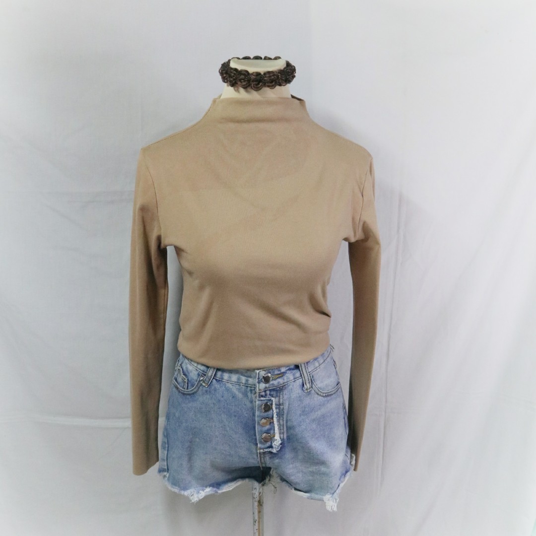 PLAIN BROWN TURTLE NECK, Women's Fashion, Tops, Longsleeves on Carousell