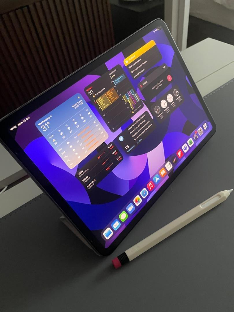 Rush Ipad Pro M1 with apple pencil 2, Mobile Phones & Gadgets, Tablets ...