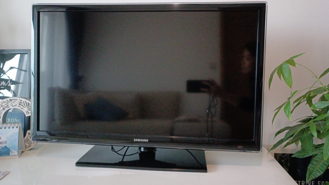 Samsung 32-inch UA32EH4500 Smart TV, TV & Home Appliances, TV ...