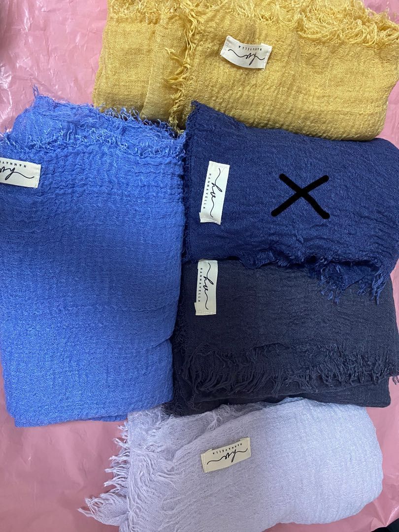 Shawl arab / crumple shawl from hnnvella, Women's Fashion, Muslimah ...