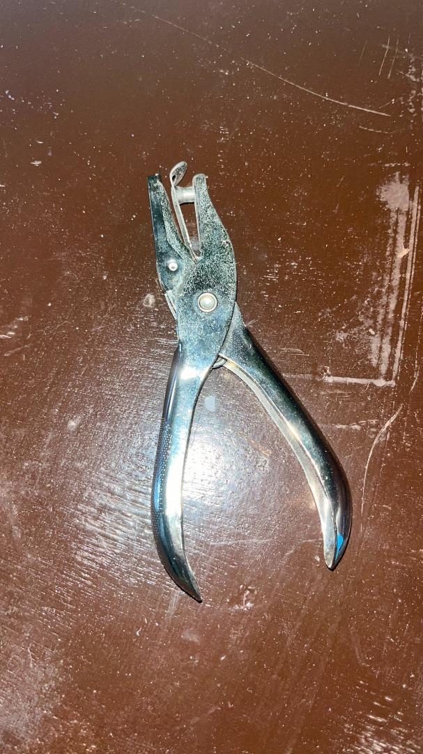 Single Hole Punch/ Ticket Punch (6mm hole/ 3mm hole) SECONDHAND ...