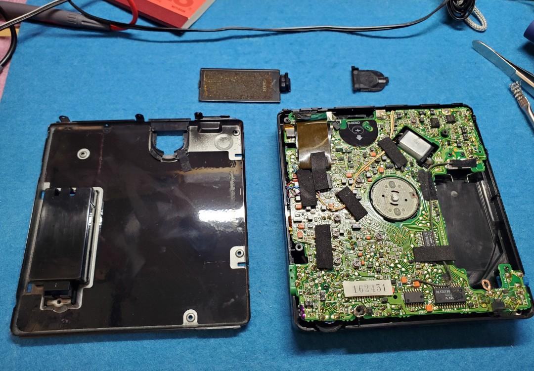 Sony Discman D350 D-35 D-350 D 350 , just been serviced and recapping ...