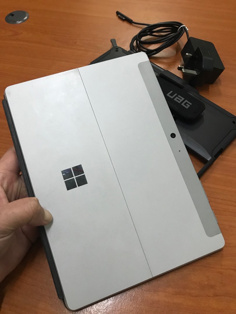 Surface go model 1824, Computers & Tech, Laptops & Notebooks on Carousell