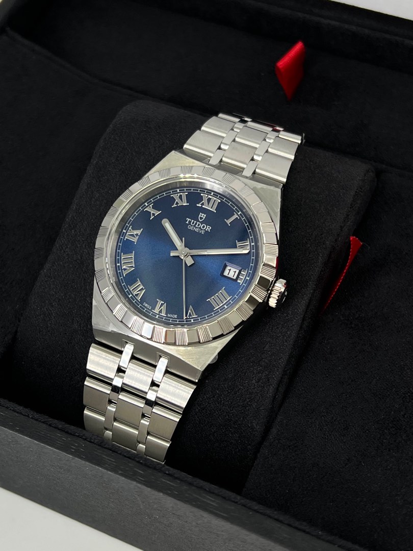 Tudor Royal 28500-0005, 名牌, 手錶 - Carousell