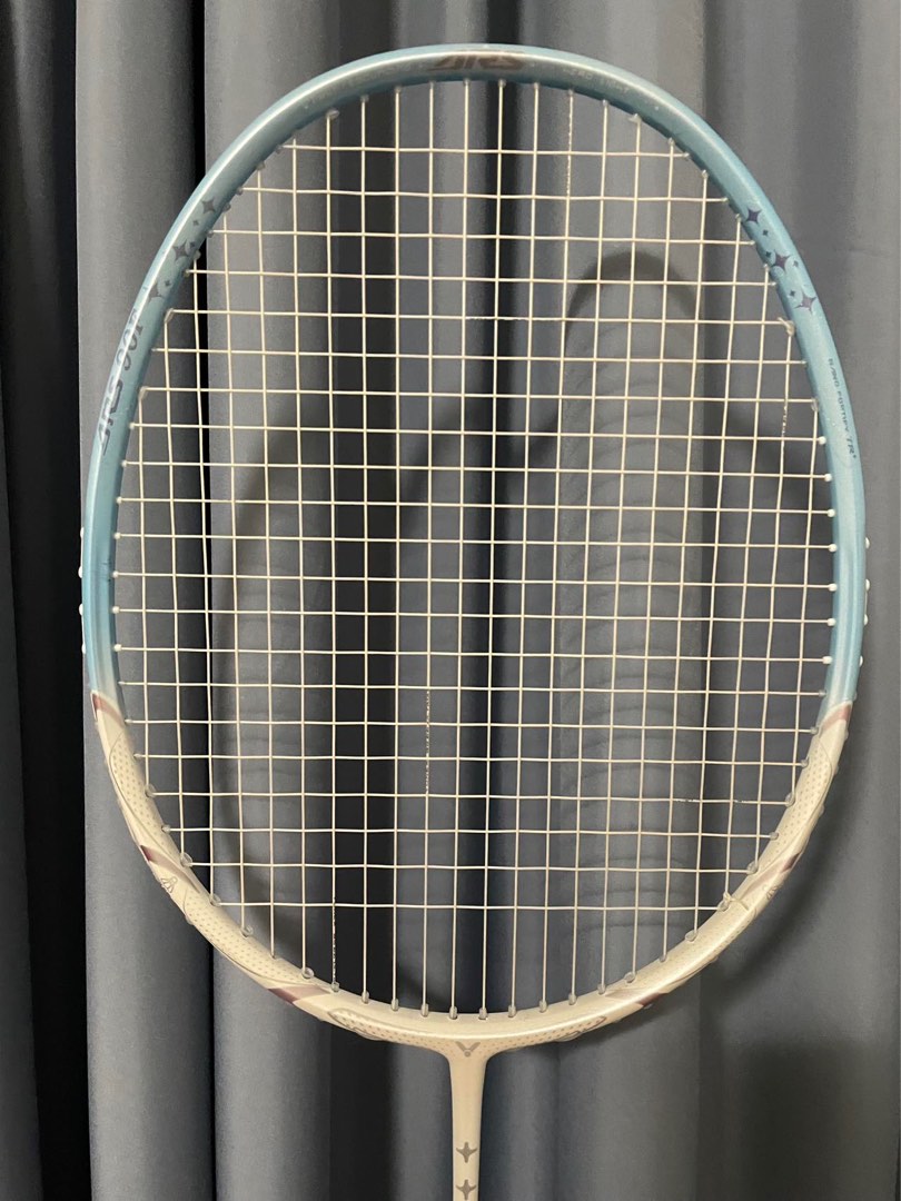 victor ars-90f 4UG6, Sports Equipment, Sports & Games, Racket & Ball ...