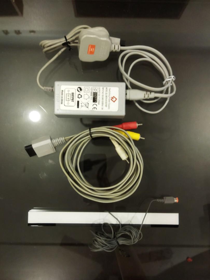 Wii (Full set), Hobbies & Toys, Toys & Games on Carousell