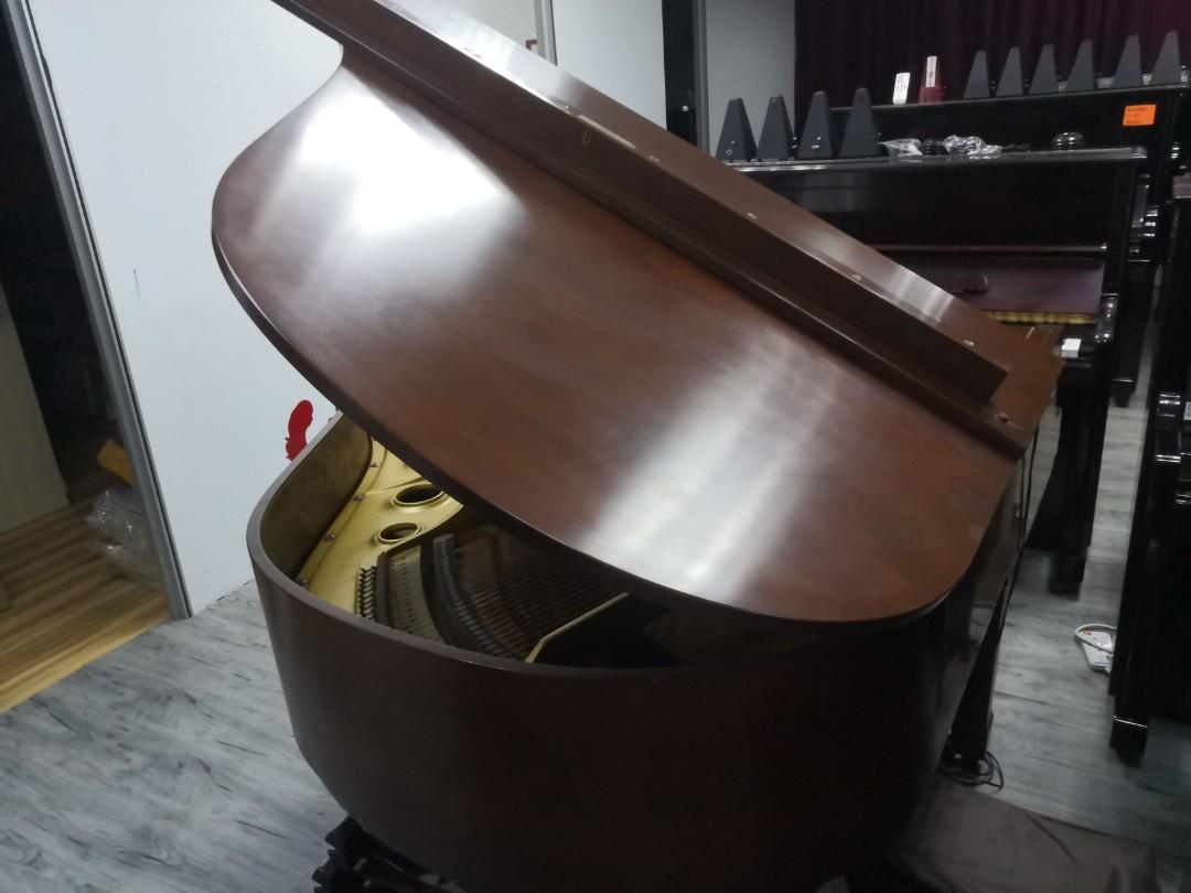 YAMAHA G1 Grand piano, brown color, Japan made, Hobbies & Toys, Music ...