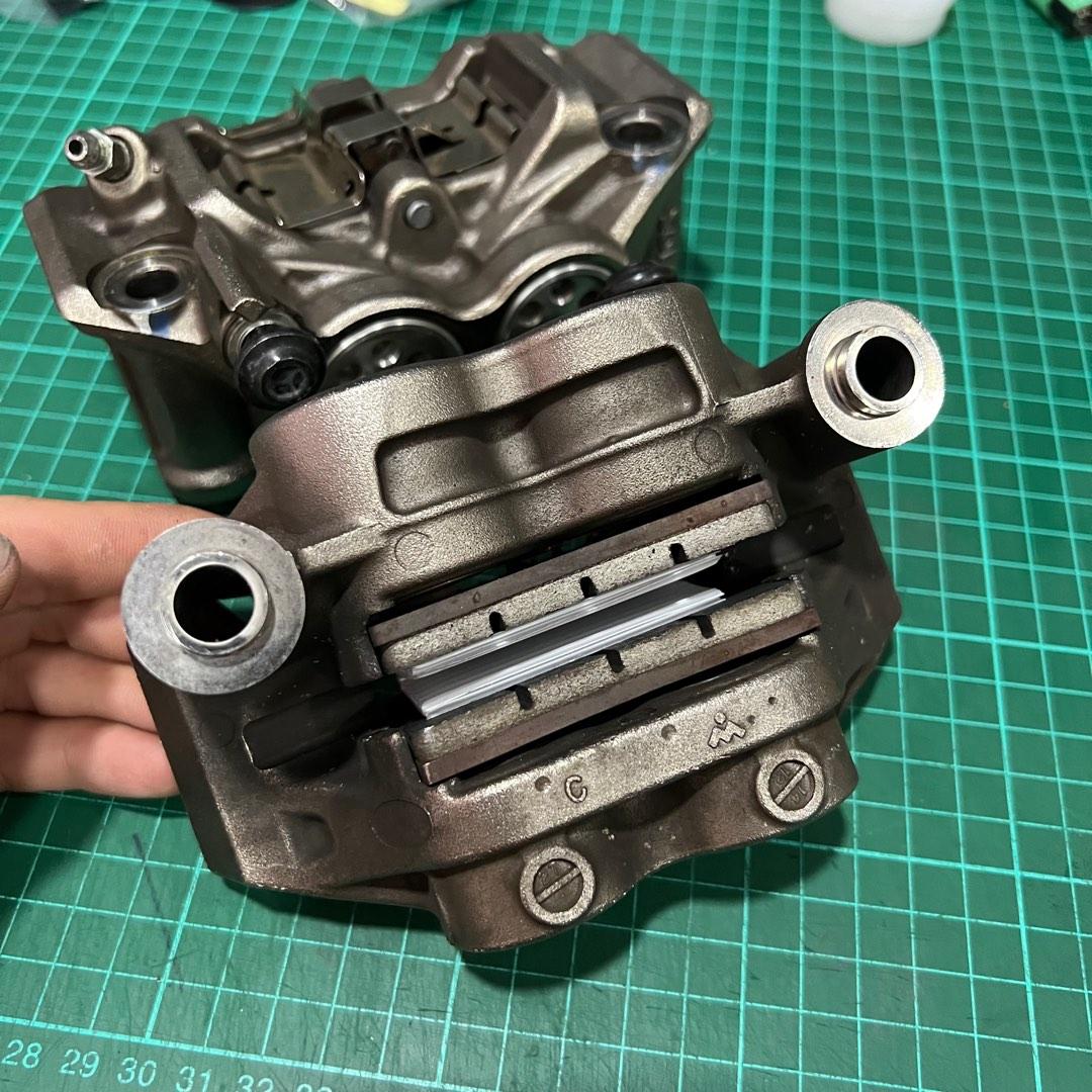 Yamaha R1 2015 OEM Brake Calipers, Motorcycles, Motorcycle Accessories ...