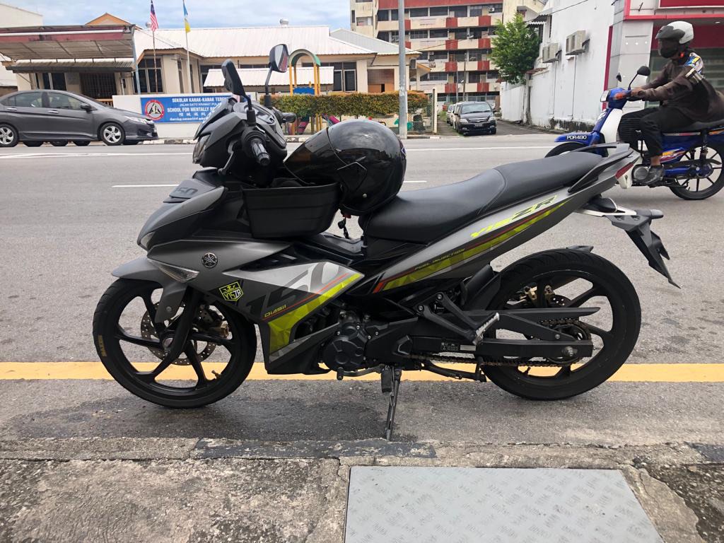 Yamaha Y15ZR (Dynamic Grey), Motorbikes on Carousell