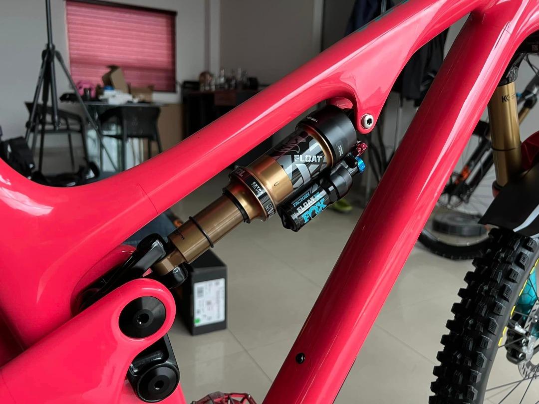 Yeti SB130 watermelon custom, Sports Equipment, Bicycles & Parts ...
