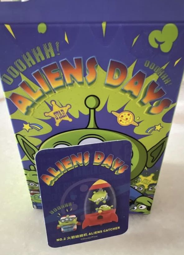 Alien days popmart (Alien catcher), Hobbies & Toys, Toys & Games on ...