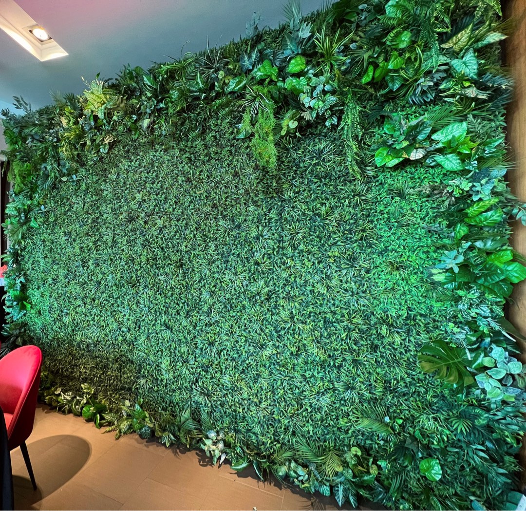 Artificial Grass Wall / Backdrop, Furniture & Home Living, Home Decor ...