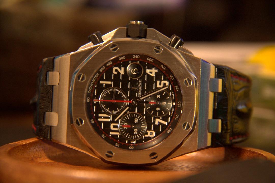 Audemars Piguet Royal Oak Offshore "Vampire", Luxury, Watches on Carousell
