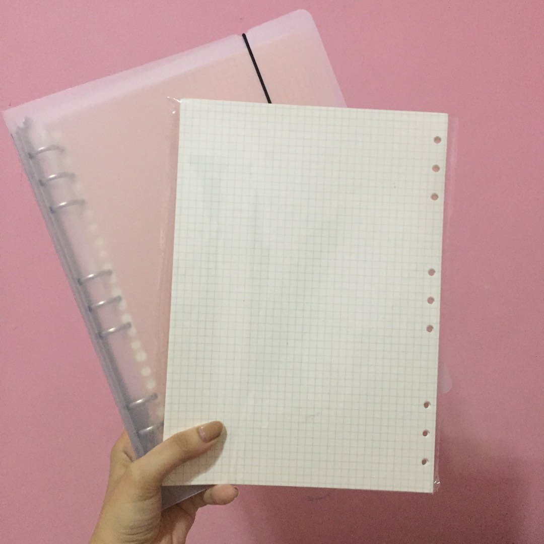 B5 BINDER WITH LOOSE LEAF REFIL (GRID), Hobbies & Toys, Stationary ...