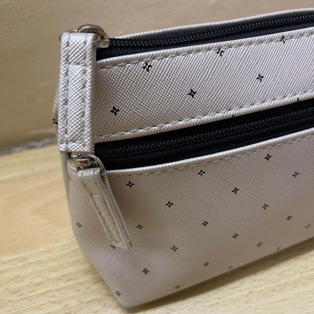 Bench Makeup Pouch, Women's Fashion, Bags & Wallets, Purses & Pouches ...