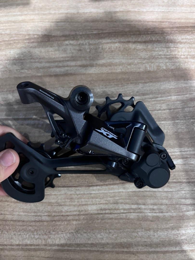 *BUNDLE* Shimano XT M8100 Shifter + Rear Derailleur, Sports Equipment ...