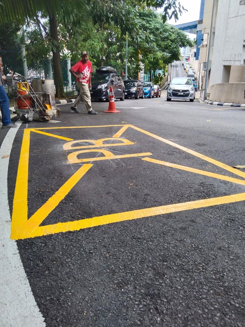 CAT JALAN CAT PARKING TERAS SEPADU ENGINEERING & CONSTRUCTION CAT ...