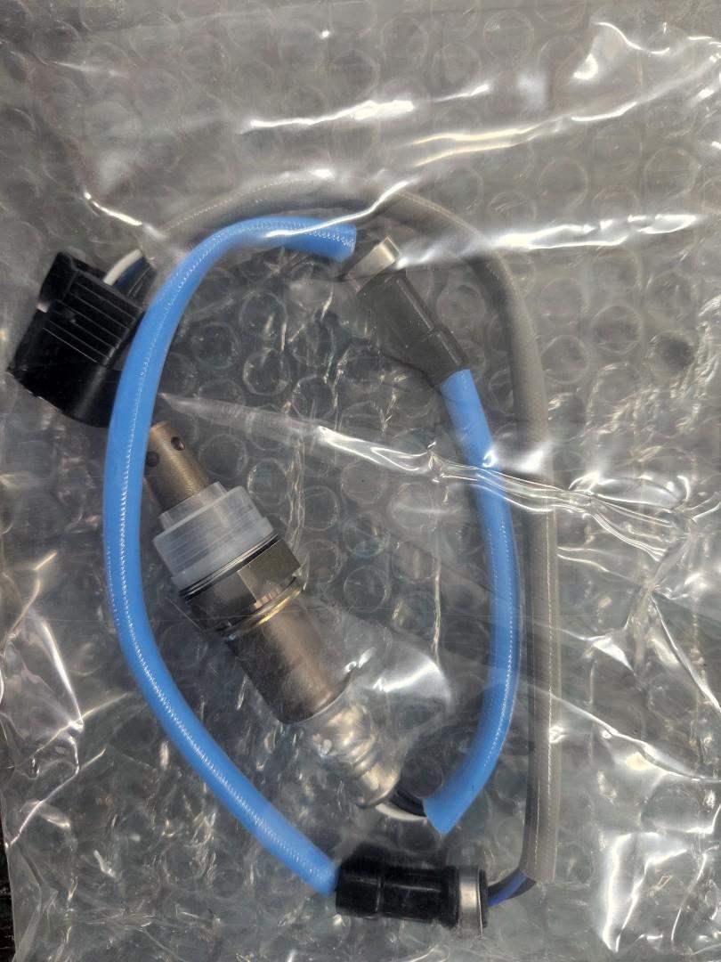 Fd2r exhaust sensor, Car Accessories, Accessories on Carousell