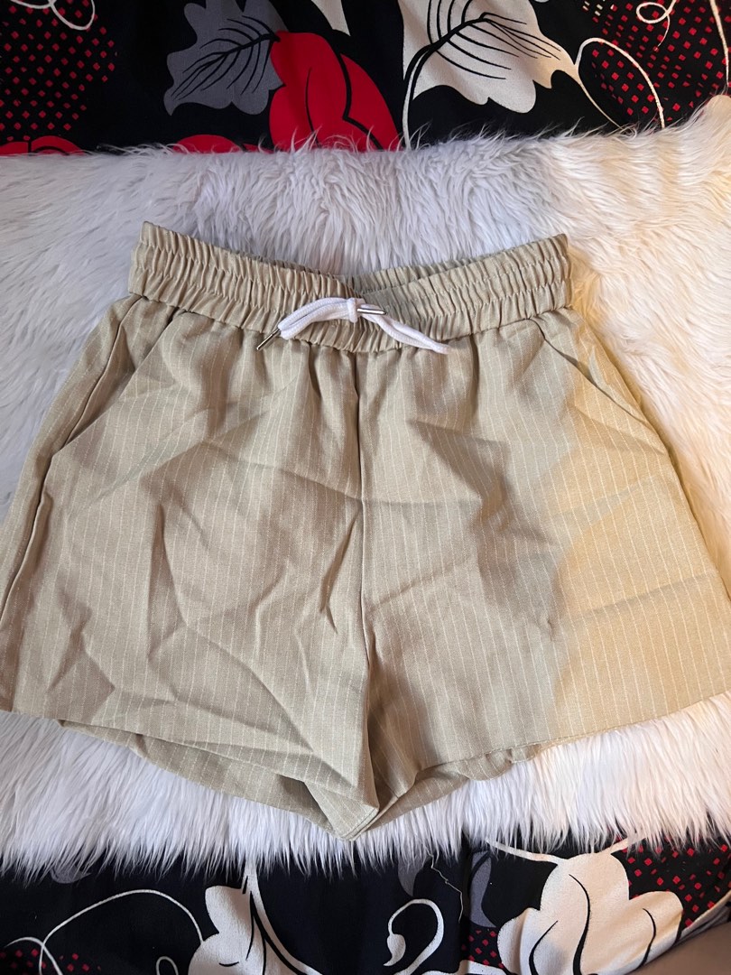 Garterized Short, Women's Fashion, Bottoms, Shorts on Carousell