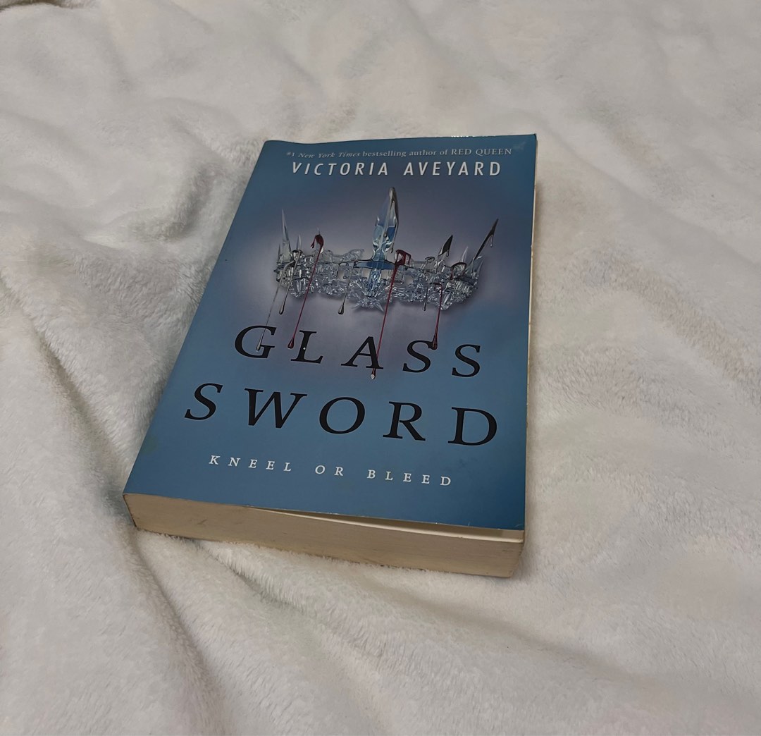 Glass Sword by Victoria Aveyard, Hobbies & Toys, Books & Magazines ...