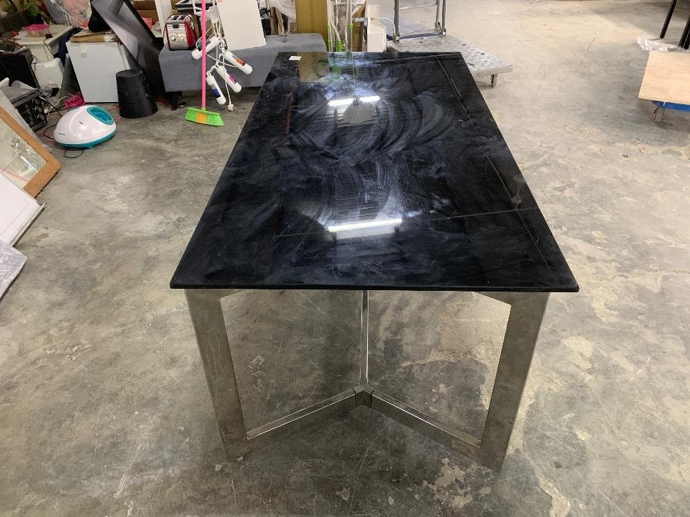 Glass Top 6-seater Dining Table Black Colour / Meja Makan 6 tempat ...