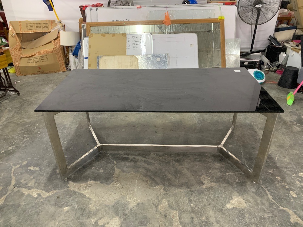 Glass Top 6-seater Dining Table Black Colour / Meja Makan 6 tempat ...