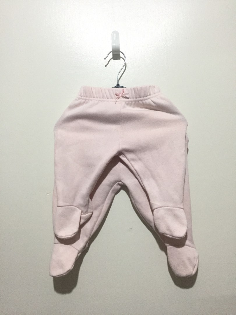 Hippo+ friends 0-3/3-6mos, Babies & Kids, Babies & Kids Fashion on ...