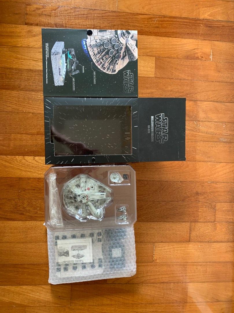 Levitating Millennium Falcon Star Wars by Beast Kingdom, Hobbies & Toys ...