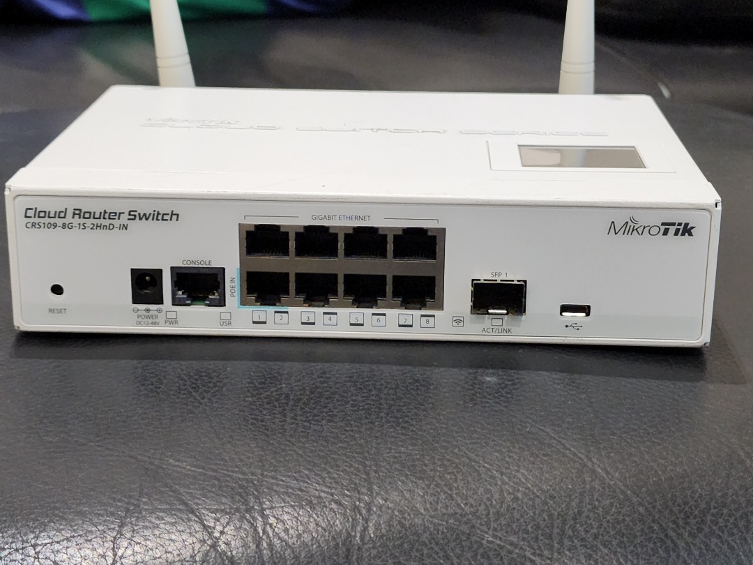 Mikrotik Cloud Router Switch 109-8G-1S-2HnD-IN, 電腦＆科技, 電腦周邊及配件, Wifi及上網 ...