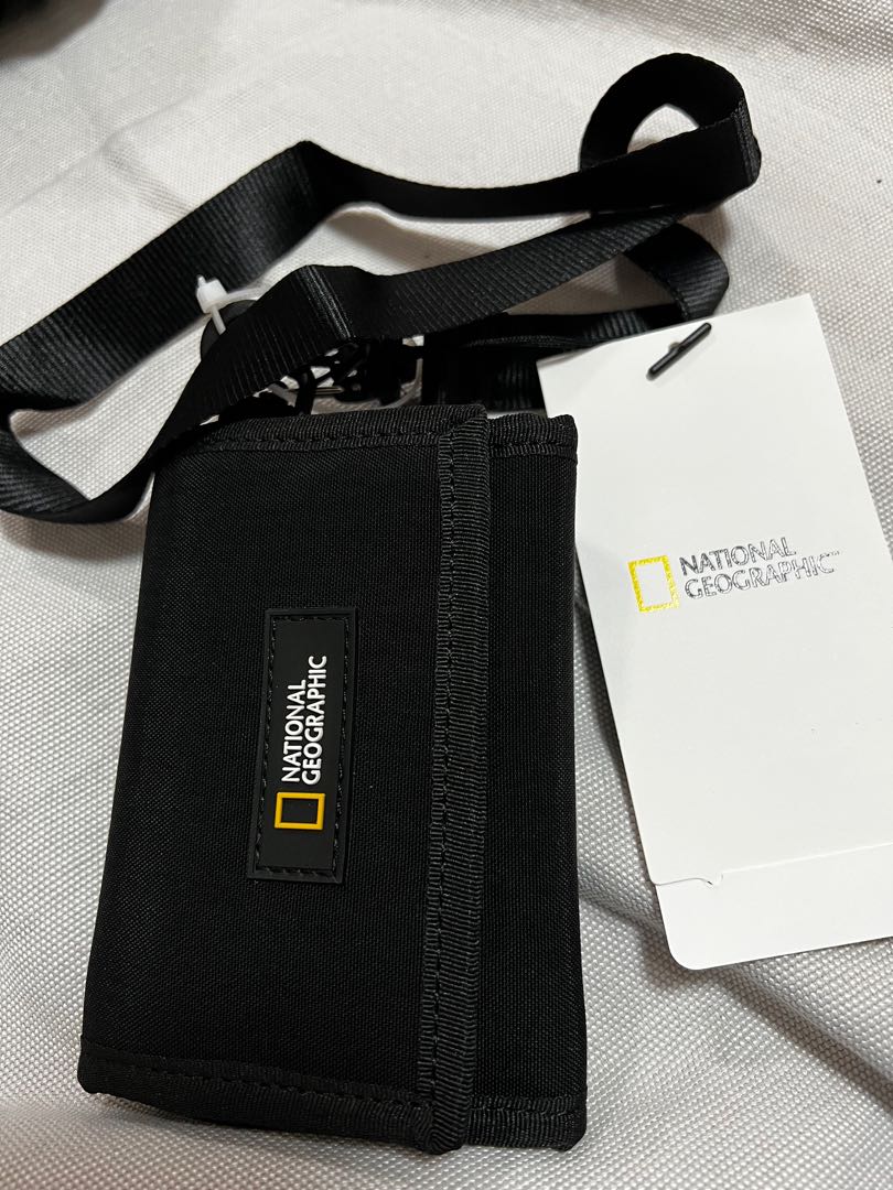 National Geographic Wallet, 名牌, 手袋及銀包 - Carousell