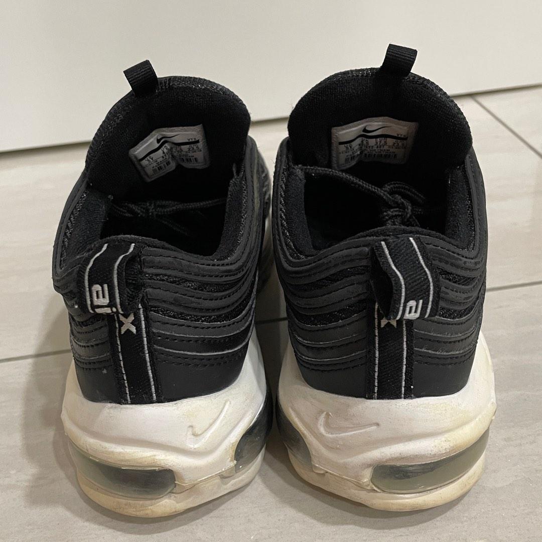 Nike air max 75 黑白 運動鞋 休閒鞋, 她的時尚, 鞋, 運動鞋在旋轉拍賣