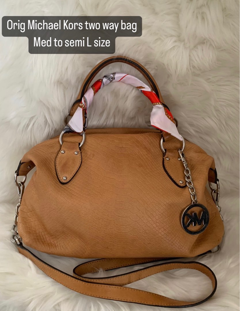 Original Michael Kors two way bag, Luxury, Bags & Wallets on Carousell