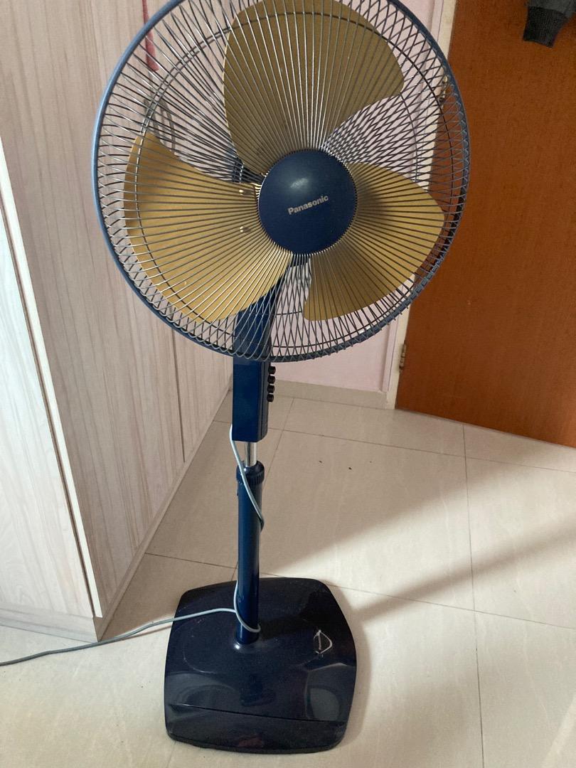 Panasonic Standing Fan Model F-407YS, Furniture & Home Living, Lighting ...