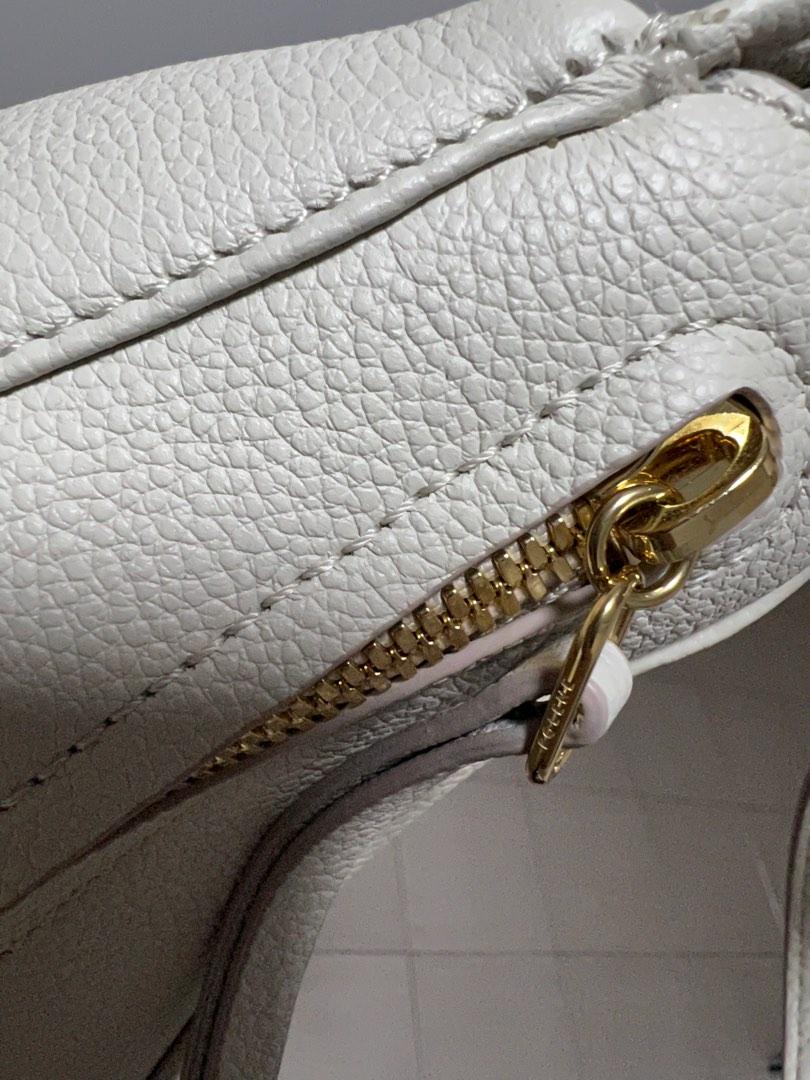 Polene Umi Bag White CHALK TEXTURED LEATHER, Women's Fashion, Bags ...