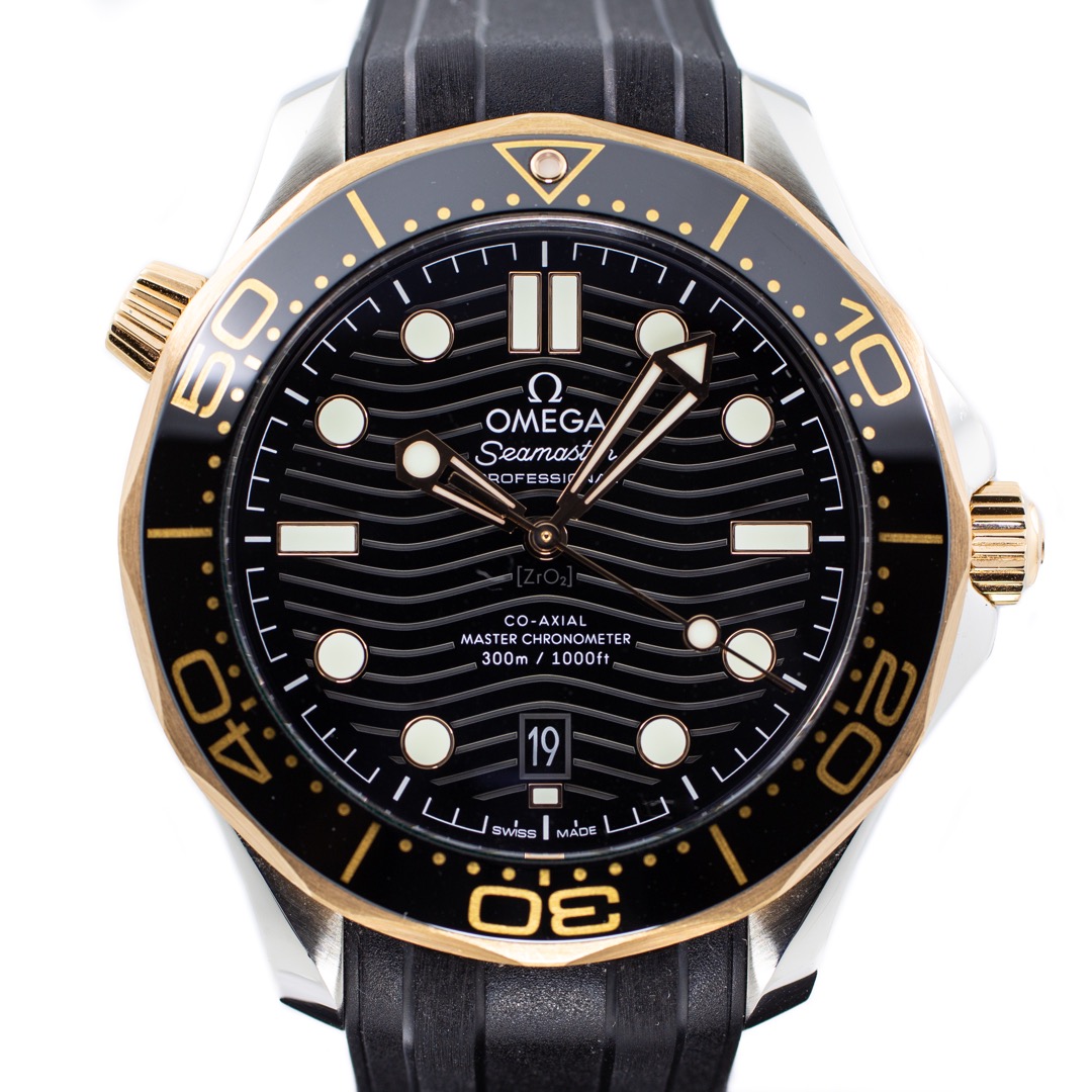 Preowned Omega Seamaster Professional 300m Co-Axial in Sedna Gold/Steel ...