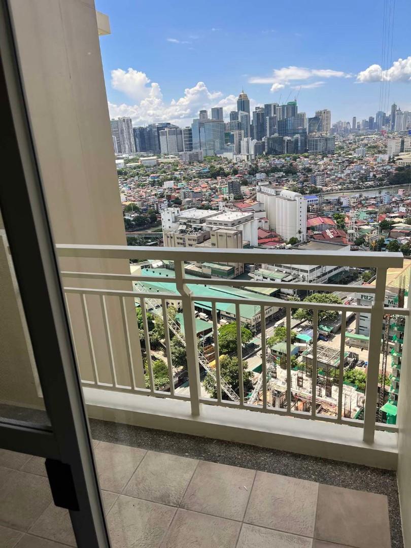 Prisma(DMCI) brand new Along Pasig BlvdPasig City Size- 28 sqm 1BR ...