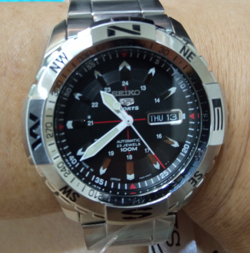 Seiko compass watch, Men's Fashion, Watches & Accessories, Watches on ...