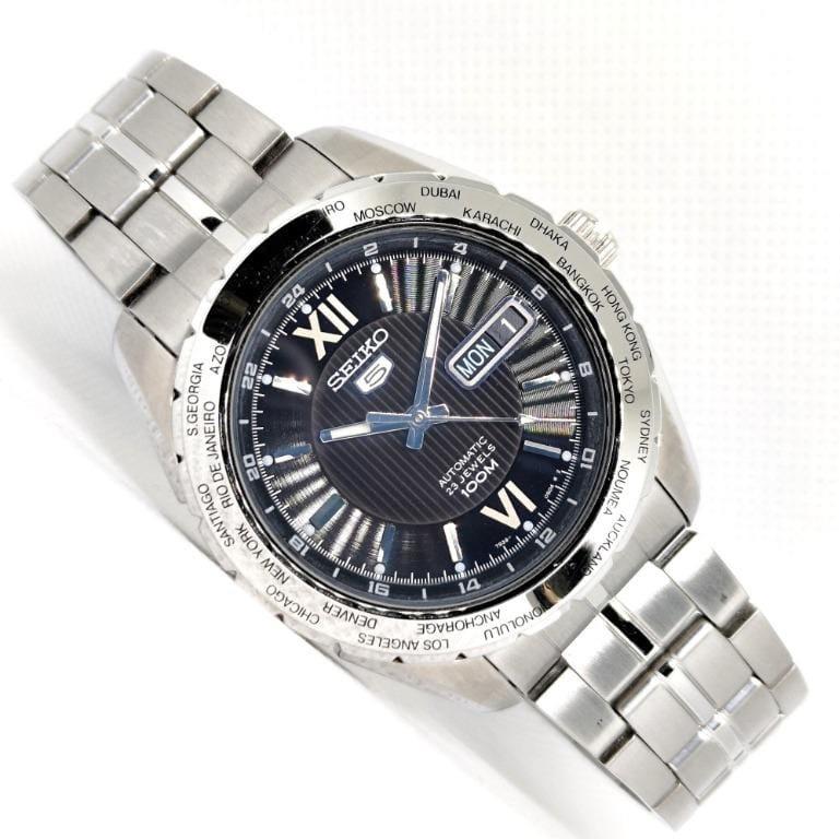 Seiko world time, Men's Fashion, Watches & Accessories, Watches on ...
