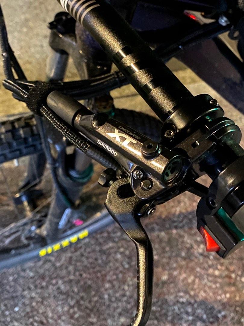 Shigura Magura Mt5 + Deore Xt M8000 levers, Sports Equipment, Bicycles ...