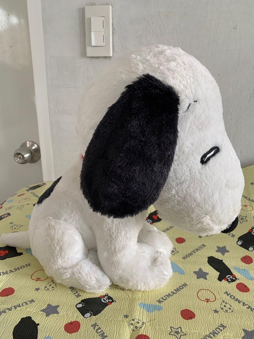Snoopy big stuff toy, Hobbies & Toys, Toys & Games on Carousell