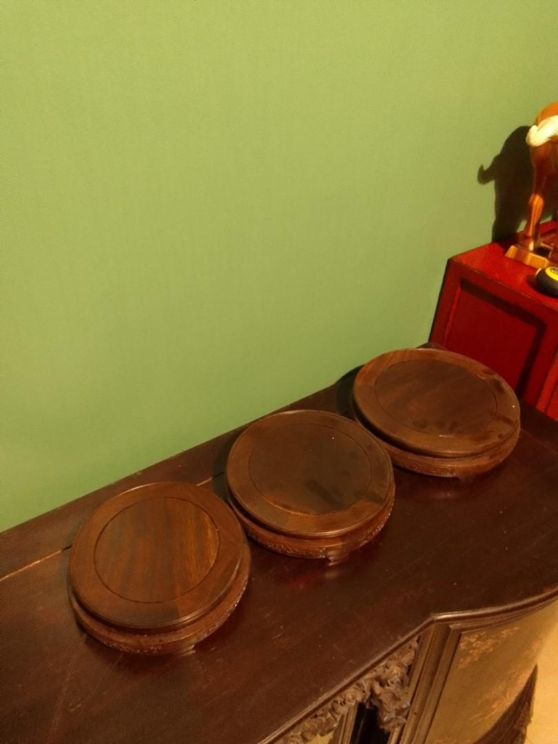 Solid Hardwood Round Stand, Hobbies & Toys, Collectibles & Memorabilia ...