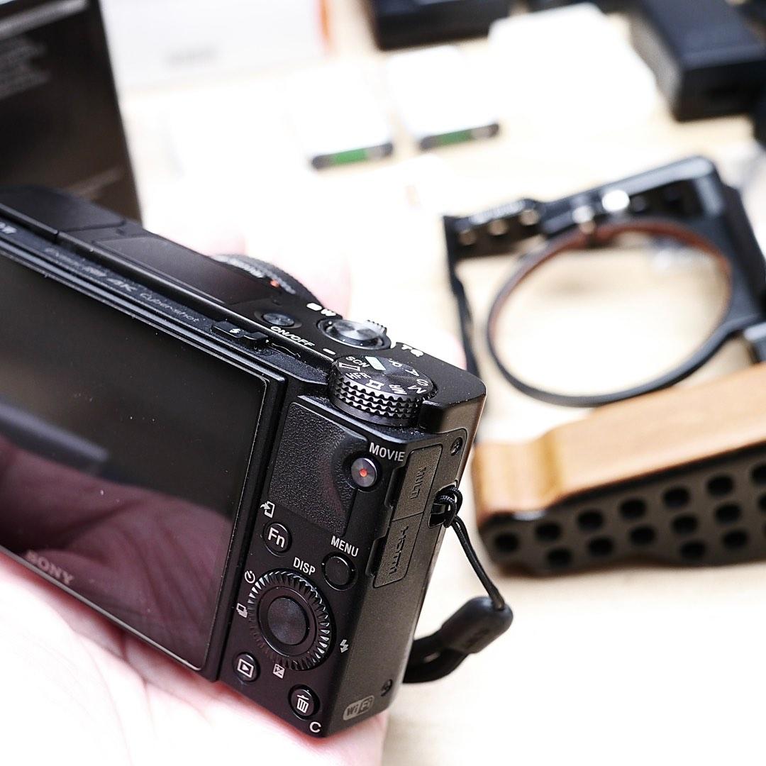 Sony RX100M6 (RX100VI) Full Set, Photography, Cameras on Carousell