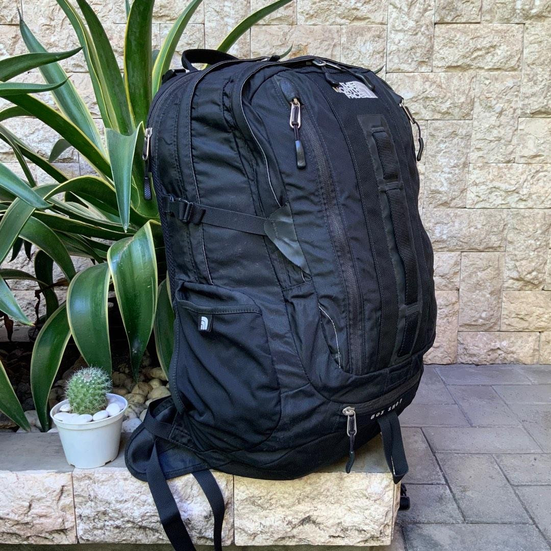 THE NORTH FACE BOX SHOT 35L TNF BACKPACK BLACK, Fesyen Pria, Tas ...