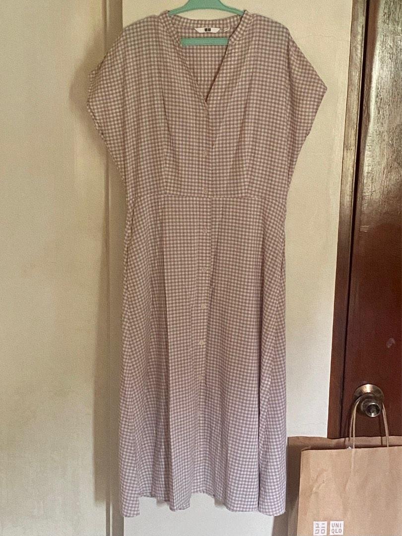 Uniqlo Midi Dress Gingham in Beige , Women's Fashion, Dresses & Sets ...